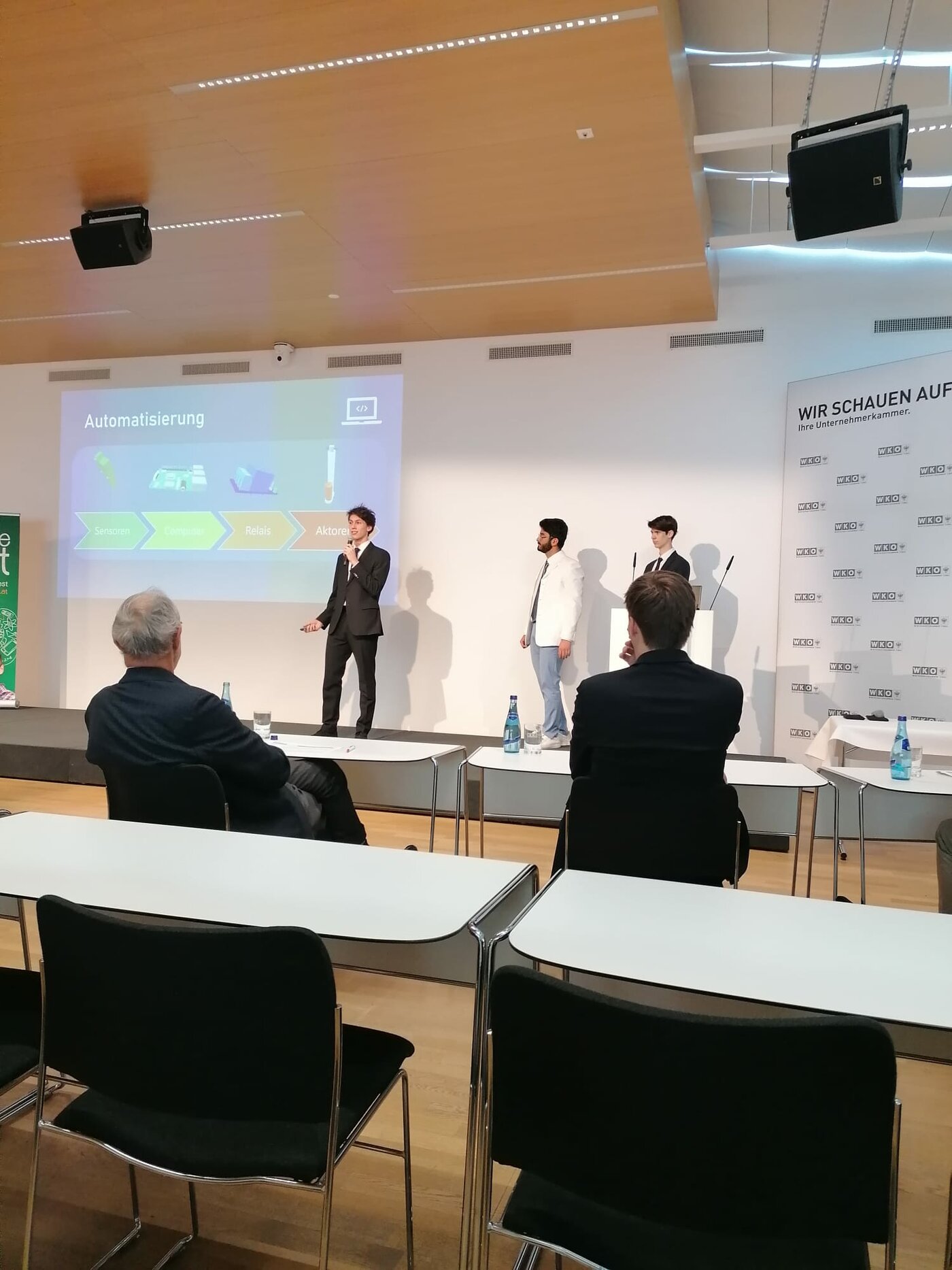 Competence Centre HTL Anichstraße - CCA - HTL Anichstraße